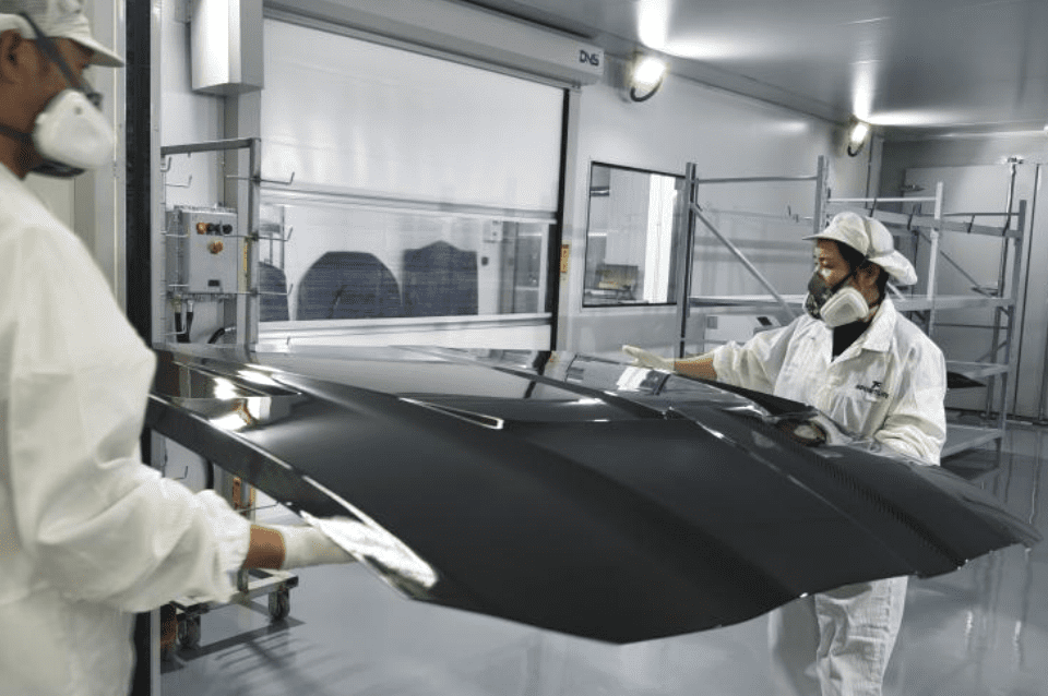 Custom Carbon Fiber Hoods – Factory-Backed